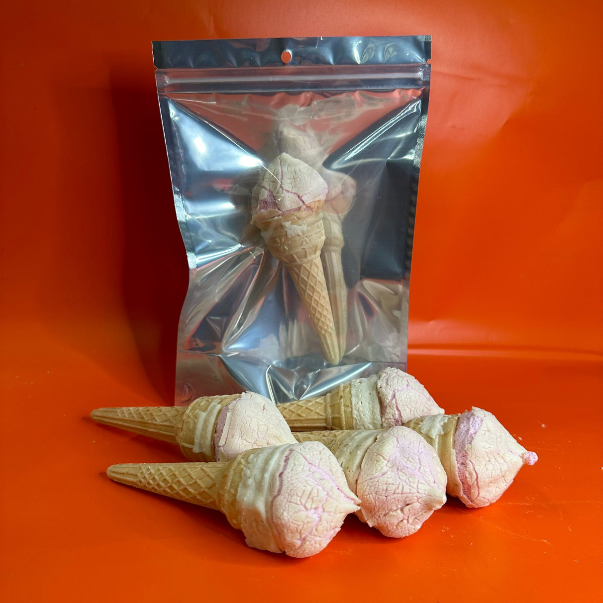 Ice Cream Mallows 1 Piece - Freeze Dried Sweets– Sweet Mouthful Mixes