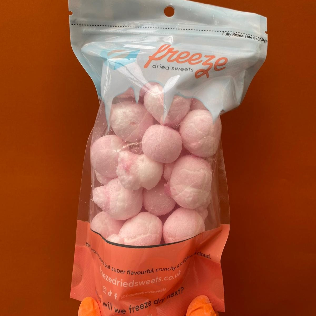 Chewits Strawberry Juicy Bites (Jelly filled Bon Bons) 50g - Freeze Dr ...